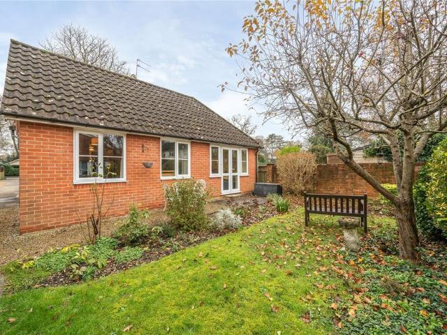 2 bedroom bungalow for sale