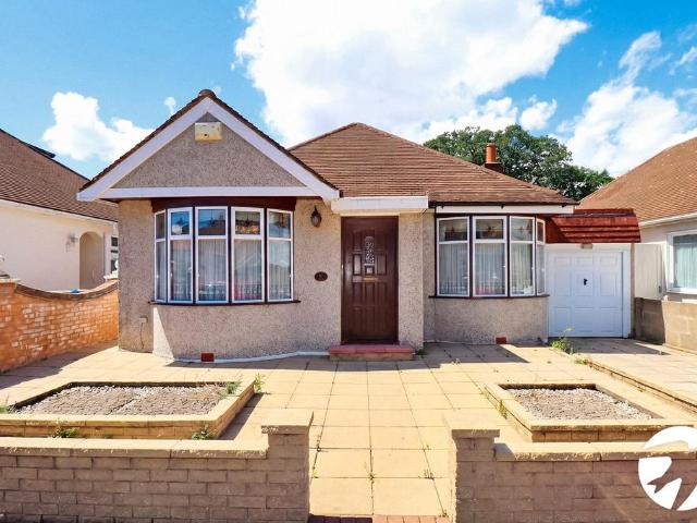 2 bedroom bungalow for sale
