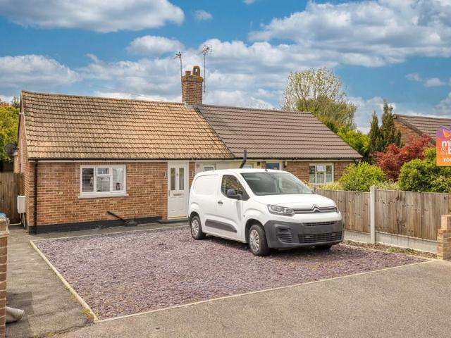 2 bedroom bungalow for sale