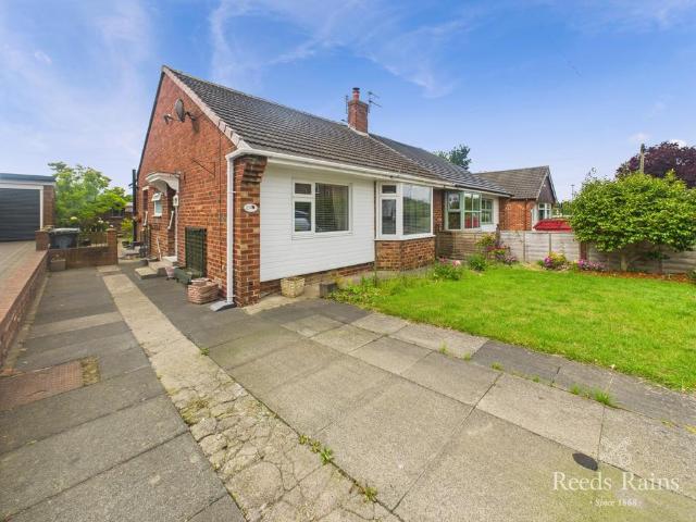 2 bedroom bungalow for sale