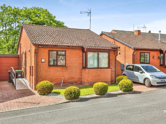 2 bedroom bungalow for sale