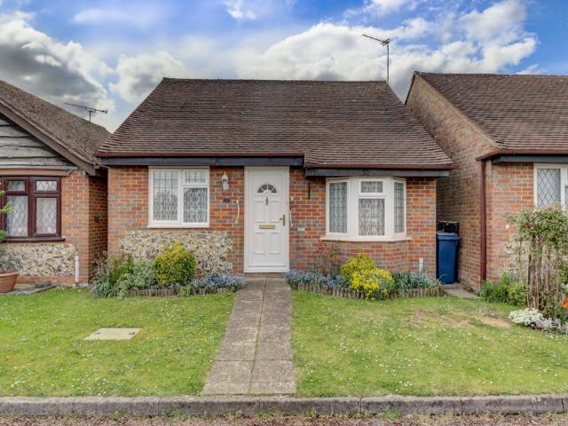 2 bedroom bungalow for sale
