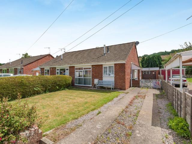 2 bedroom bungalow for sale