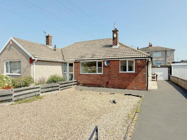 2 bedroom bungalow for sale