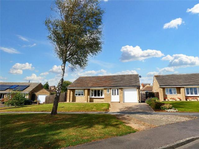 2 bedroom bungalow for sale