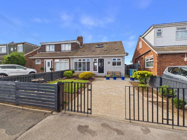 2 bedroom bungalow for sale