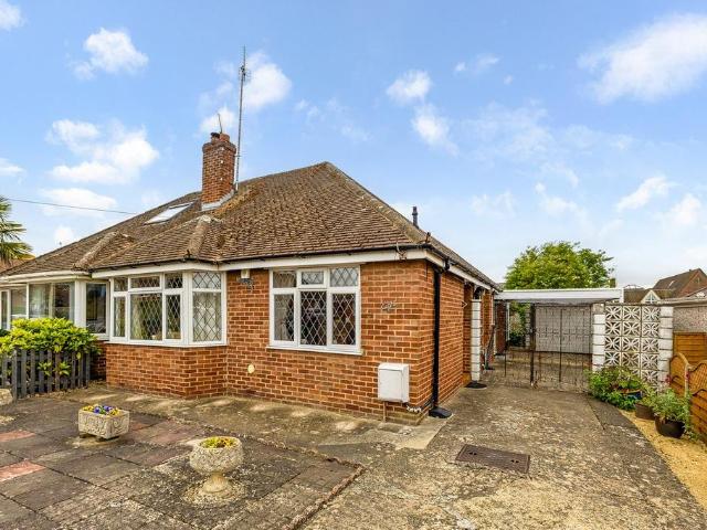 2 bedroom bungalow for sale