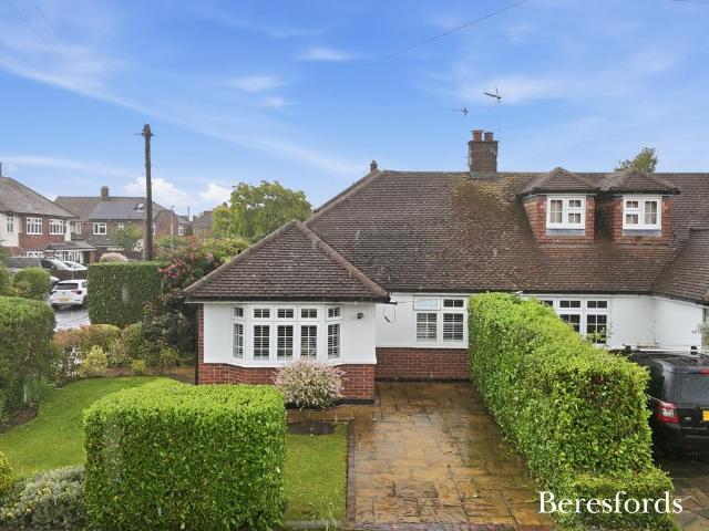 2 bedroom bungalow for sale