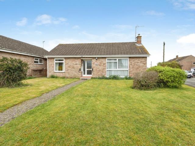 2 bedroom bungalow for sale