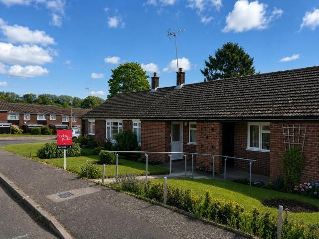 2 bedroom bungalow for sale