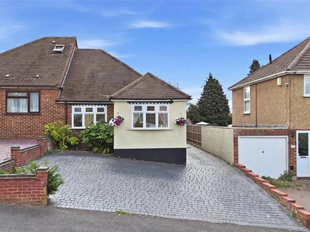 2 bedroom bungalow for sale
