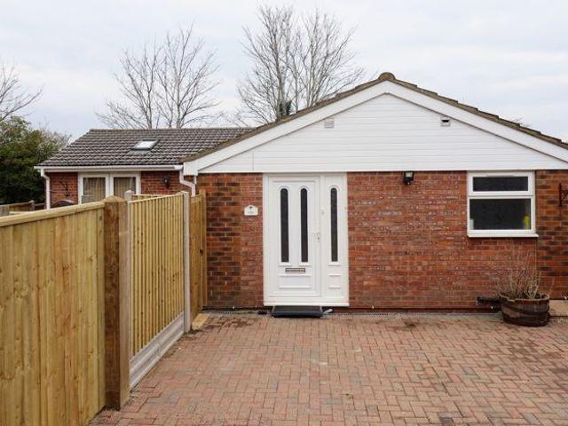 2 bedroom bungalow for sale