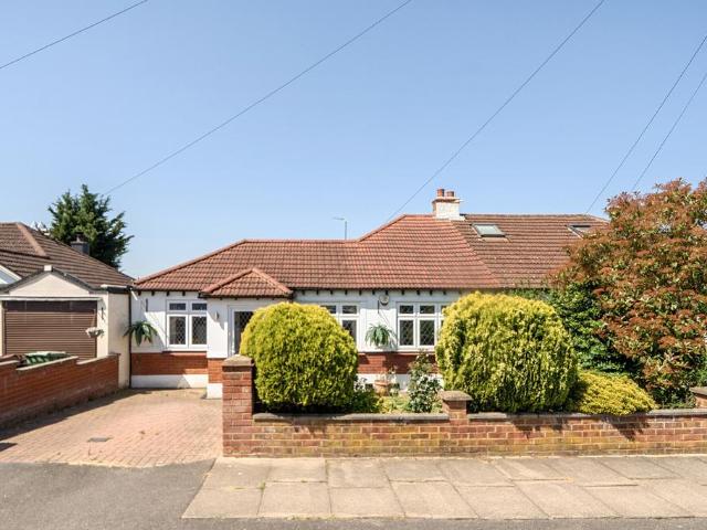 2 bedroom bungalow for sale