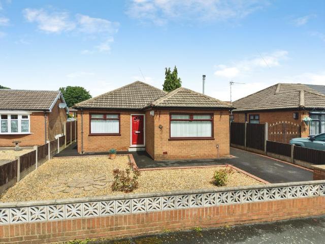 2 bedroom bungalow for sale