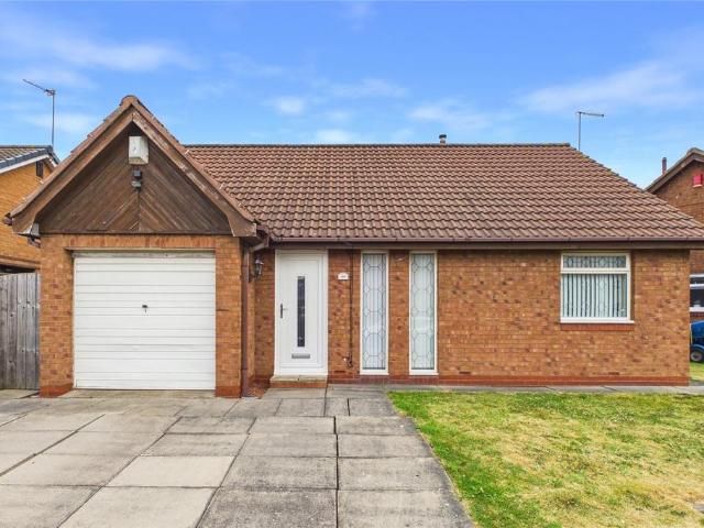 2 bedroom bungalow for sale