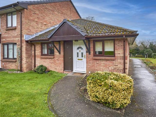 2 bedroom bungalow for sale
