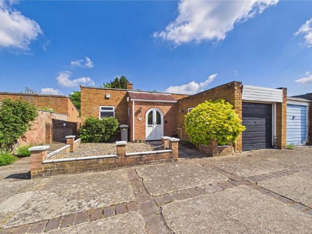 2 bedroom bungalow for sale