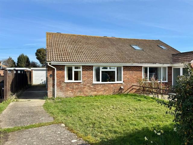 2 bedroom bungalow for sale