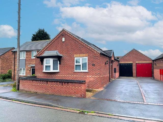 2 bedroom bungalow for sale