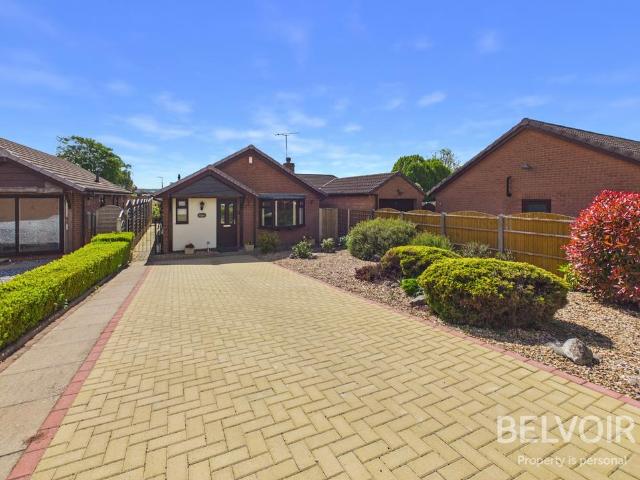 2 bedroom bungalow for sale