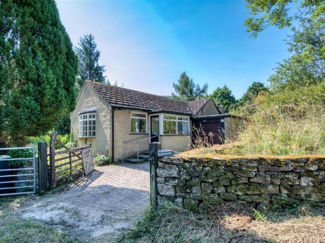 2 bedroom bungalow for sale