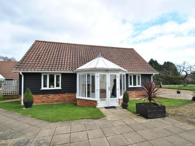 2 bedroom bungalow for sale