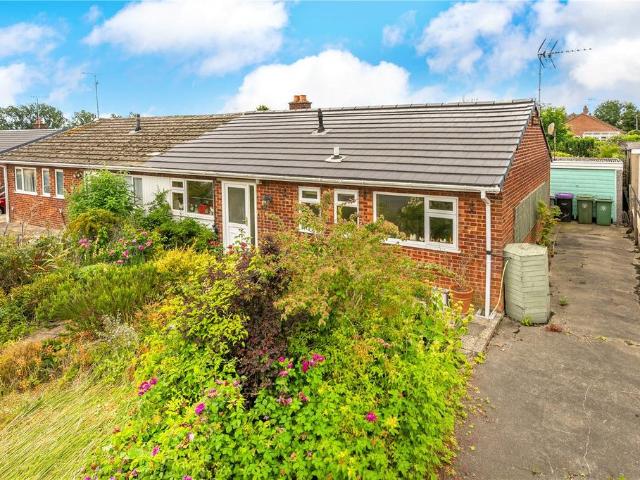 2 bedroom bungalow for sale