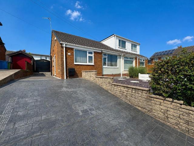 2 bedroom bungalow for sale