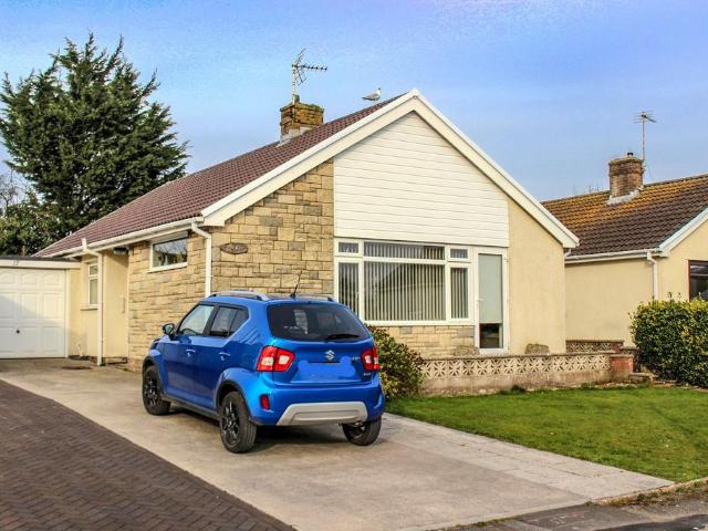 2 bedroom bungalow for sale