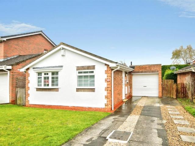 2 bedroom bungalow for sale
