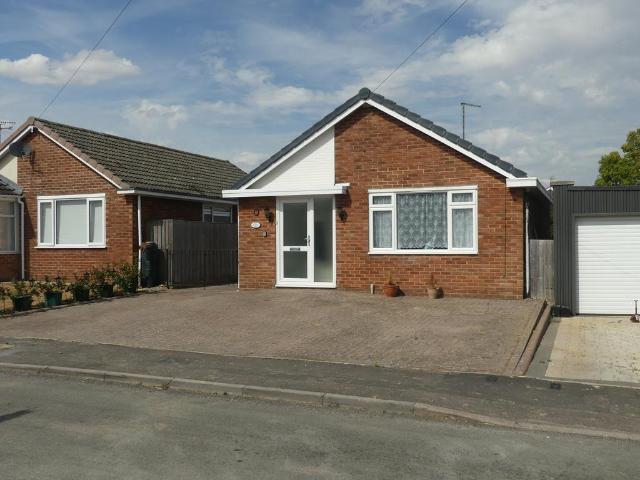 2 bedroom bungalow for sale