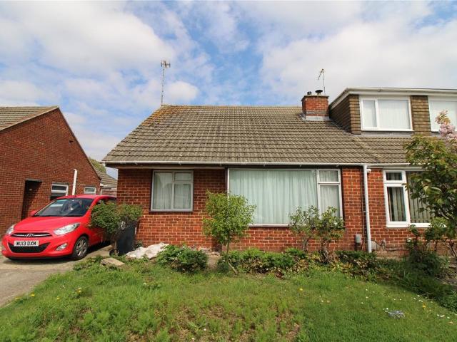 2 bedroom bungalow for sale