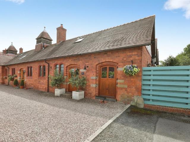 2 bedroom bungalow for sale