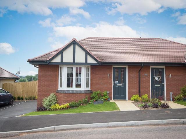 2 bedroom bungalow for sale