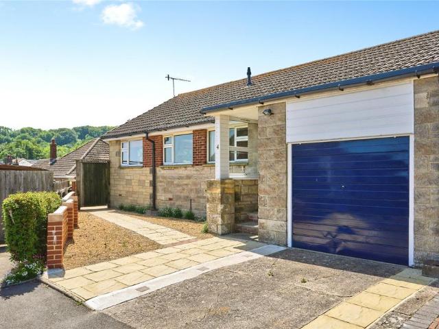 2 bedroom bungalow for sale