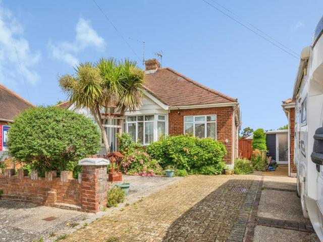 2 bedroom bungalow for sale