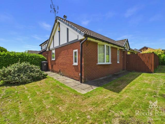2 bedroom bungalow for sale