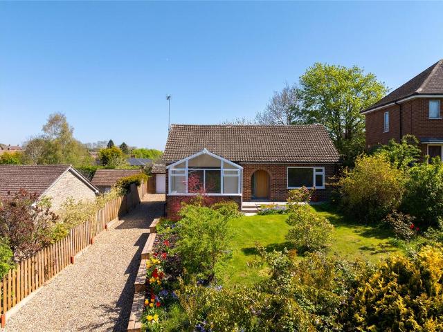 2 bedroom bungalow for sale