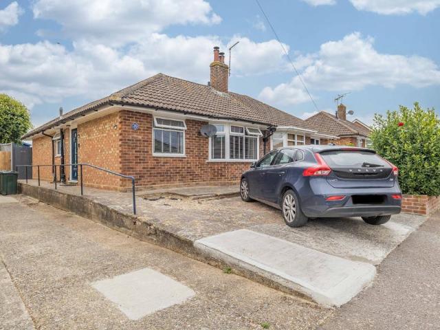 2 bedroom bungalow for sale