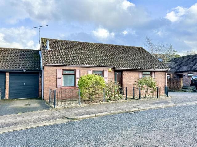 2 bedroom bungalow for sale