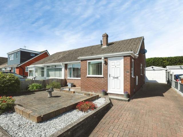 2 bedroom bungalow for sale