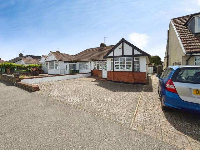 2 bedroom bungalow for sale