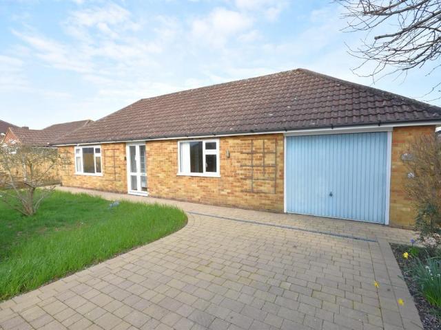 2 bedroom bungalow for sale