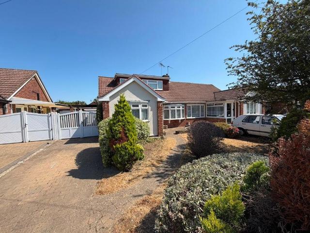 2 bedroom bungalow for sale