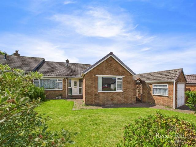 2 bedroom bungalow for sale