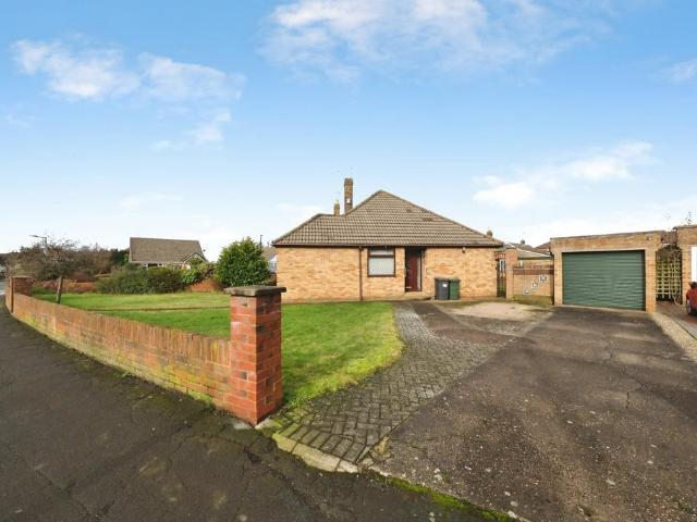 2 bedroom bungalow for sale