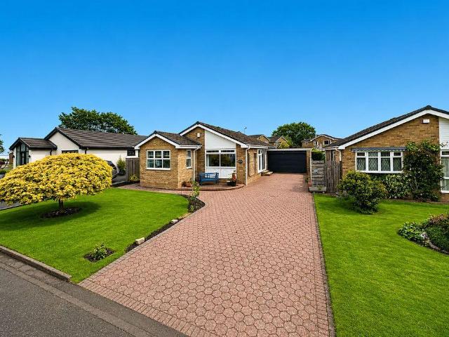 2 bedroom bungalow for sale