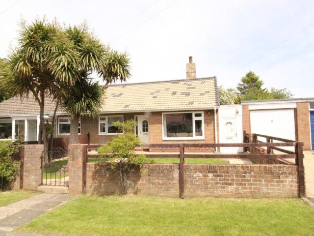 2 bedroom bungalow for sale