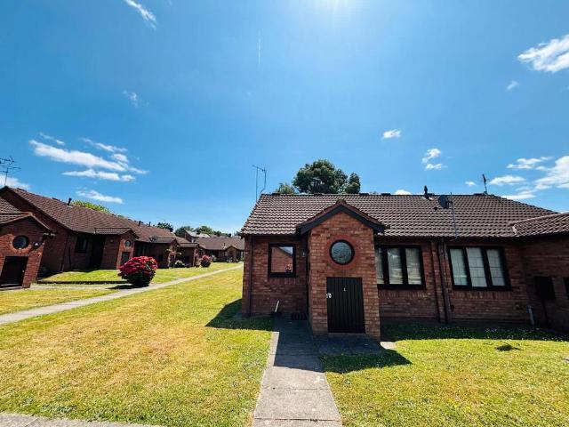 2 bedroom bungalow for sale
