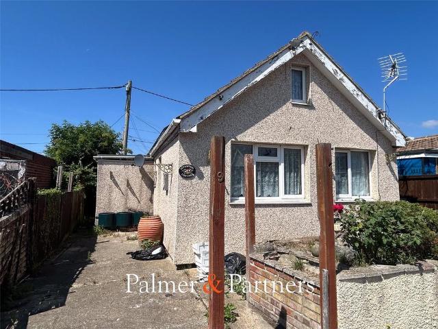 2 bedroom bungalow for sale